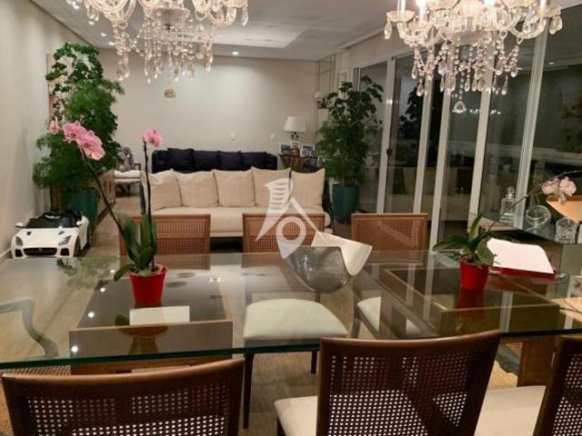 APARTAMENTO DE ALTO PADRÃO NO GRAND BOULEVARD 228m