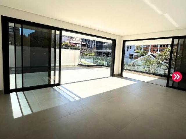 Apartamento de Alto Padrão no SoHo 2525