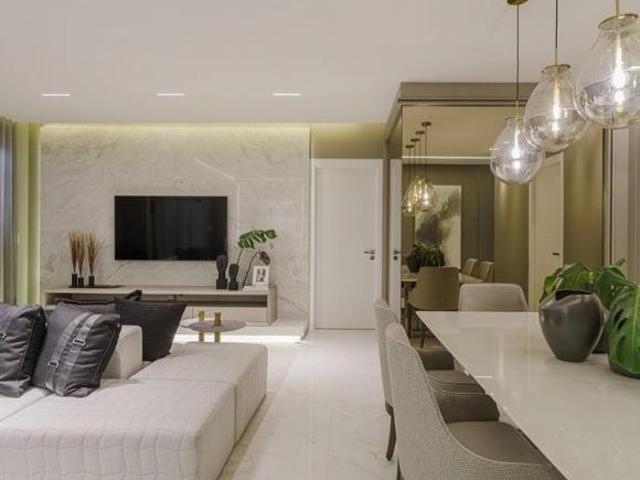 apartamento de alto padrão, onde a elegância da arquitetura neoclássica