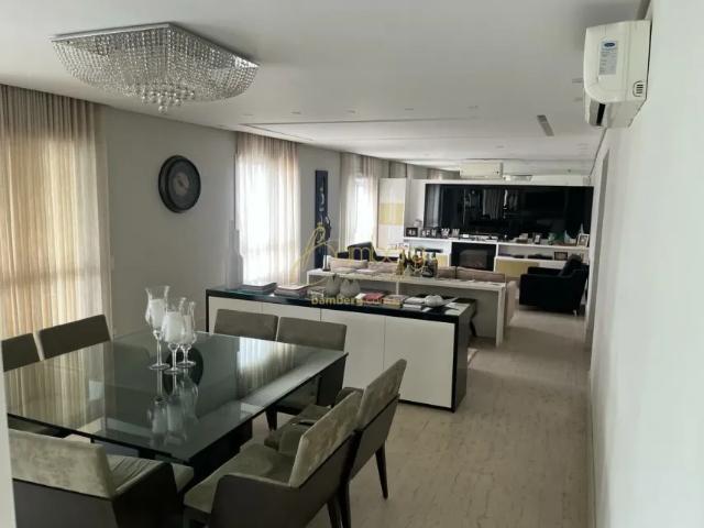 Apartamento de Alto Padrão para Locação na Vila Olímpia 210m², 3 Suítes e Varanda Gourmet