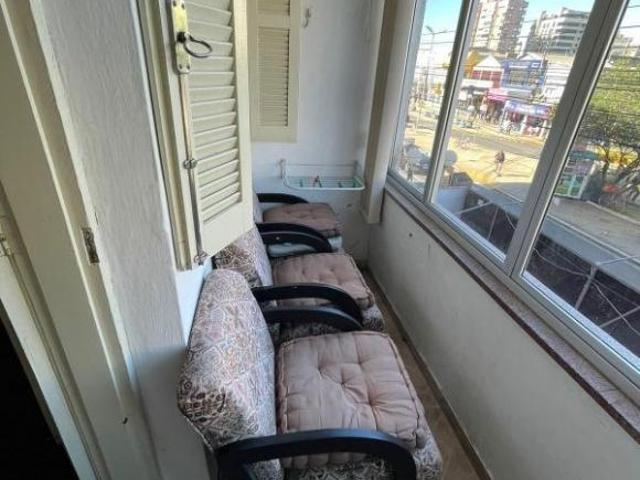 apartamento de dois dormitórios no centro de tramandaí