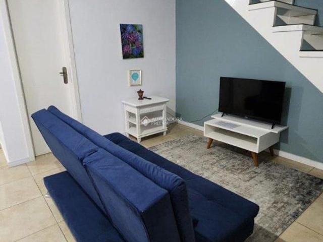 APARTAMENTO DE DOIS DORMITÓRIOS, NO CENTRO DE CANELA!