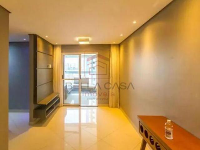 Apartamento de dois dormitórios Av. Vila Ema