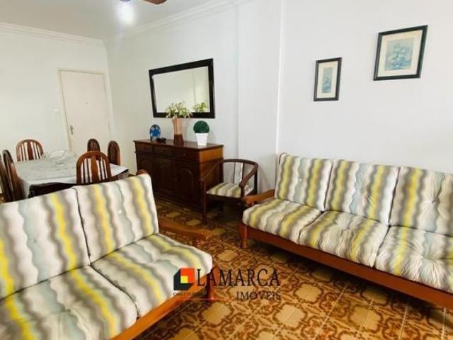 Apartamento de dois dormitorios a venda em Guaruja