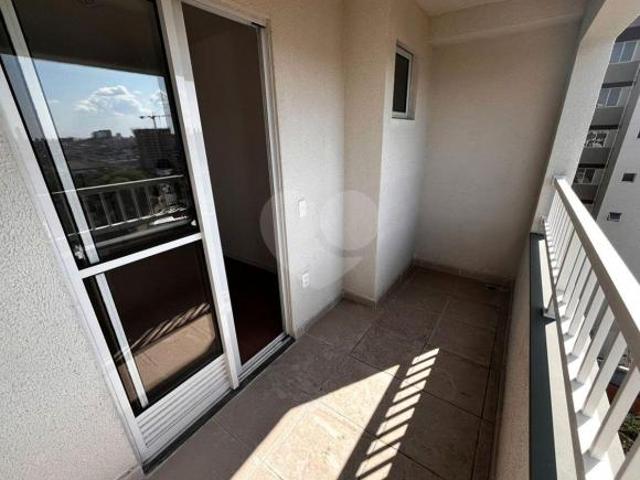 Apartamento de dois dormitórios a venda no Vila Sonia próximo ao metrô