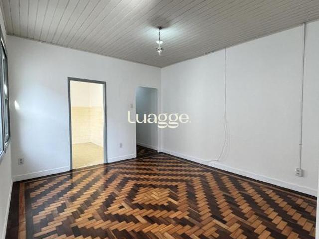 Apartamento de dois dormitórios, banheiro e sala no bairro Azenha Porto Alegre