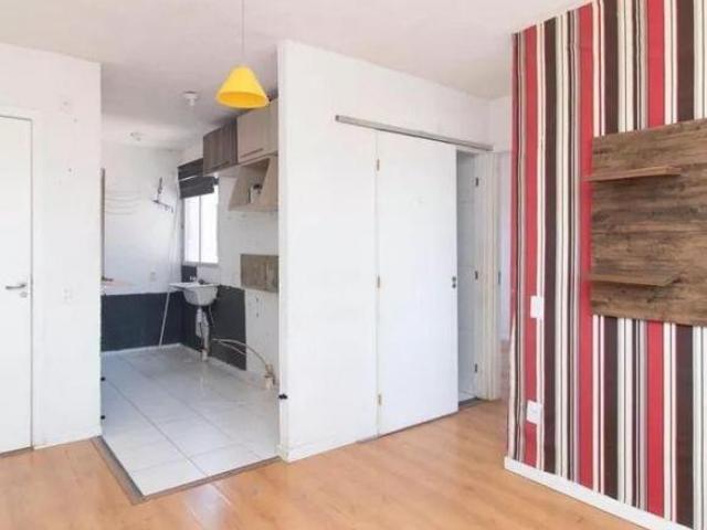 Apartamento de dois dormitórios e 01 vaga garagem na zona sul Porto Alegre