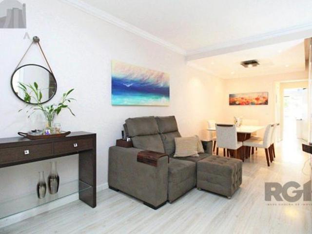 Apartamento de dois dormitórios e dois banheiros no bairro Bom Fim / Rio Branco