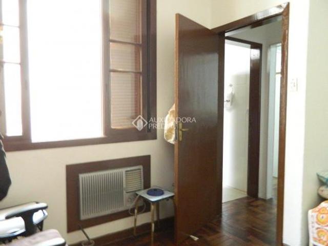 Apartamento de dois dormitórios próximo do Embarcadeiro