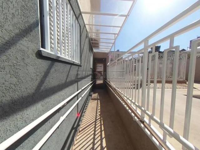 apartamento de dois dormitórios sendo m suíte