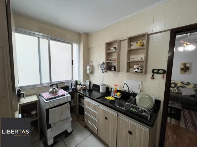 Apartamento de dois quartos com suíte no bairro Menino Deus em Porto Alegre
