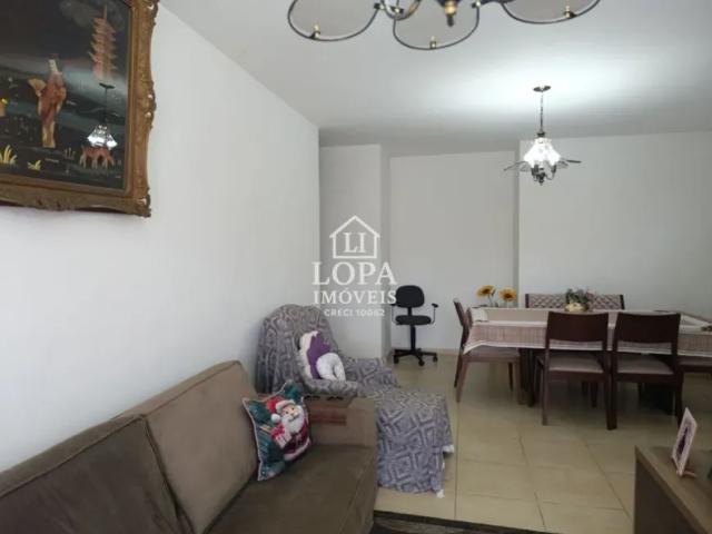 Apartamento de dois quartos dependência para venda em Tijuca Rio de Janeiro