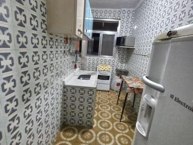 Apartamento de dois quartos, no Boqueirão em Praia Grande