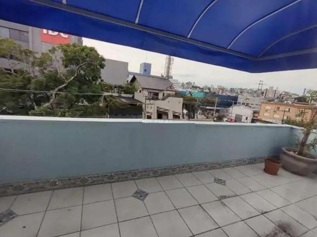 Apartamento de dois quartos no bairro Rio Branco em Porto Alegre