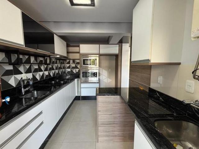 Apartamento de dormitórios com suite no Humaita