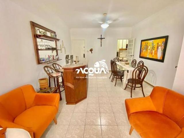 Apartamento de frente com sacada enseada Guarujá