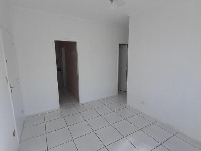 Apartamento de frente com 2 dormitórios à Venda, Centro, São Vicente, SP