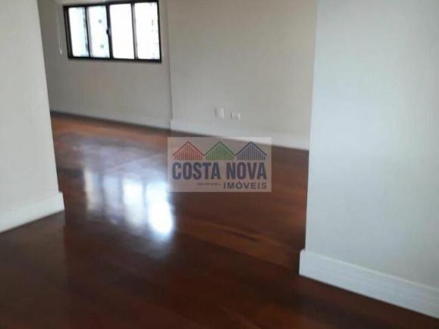 Apartamento de frente com 3 dormitórios, 211m² na Vila Rica