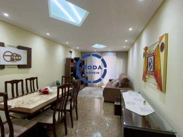 Apartamento de frente com 3 dormitórios e vista mar na Ponta da Praia