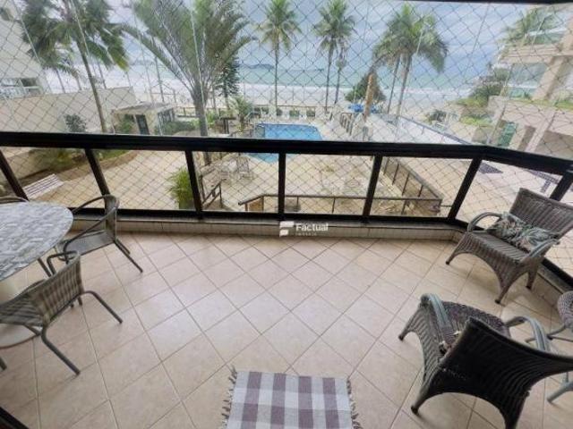 Apartamento de frente ao mar na Praia das Astúrias no Guarujá, ampla com terraço gourmet e lazer