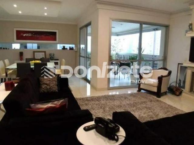 Apartamento de Frente em Santo André – 330 m², 4 suítes, 5 vagas, lazer completo