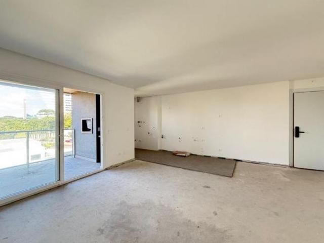 Apartamento de frente no Trebbiano Revenda 3 quartos + 2 vagas + deposito