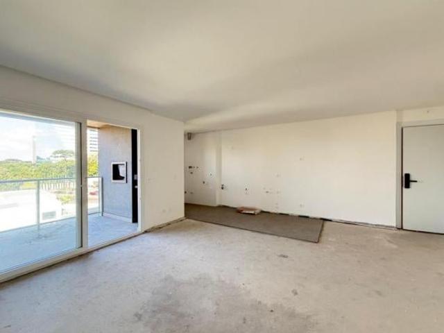 Apartamento de frente no Trebbiano Revenda 3 quartos + 2 vagas + deposito