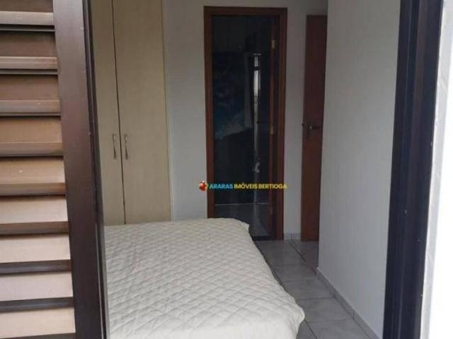 Apartamento de Frente para a Praia com 82 m² na Praia da Enseada por R$ 840.000,00