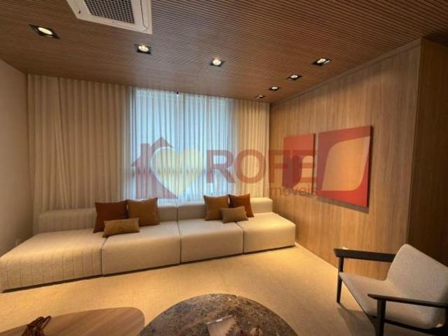 Apartamento de Luxo na Av. República do Líbano ? Vista Exclusiva para o Clube Atlético Monte Líbano