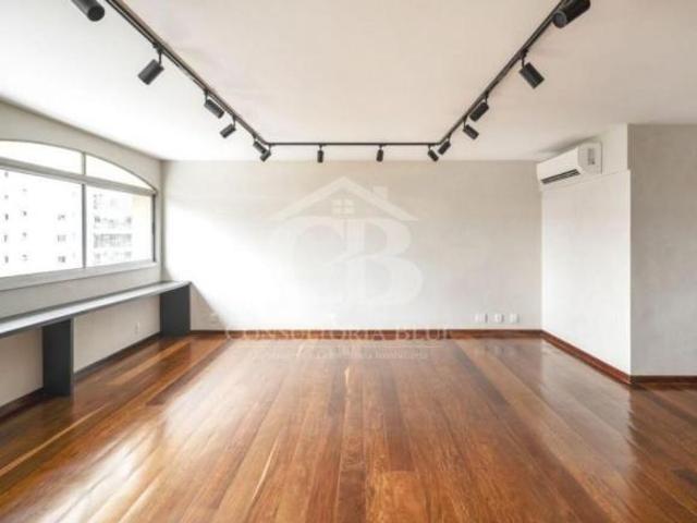 Apartamento de Luxo na Bela Vista: 4 Quartos, 2 Suítes, 5 Banheiros, 2 Vagas 263m² Imperdível!