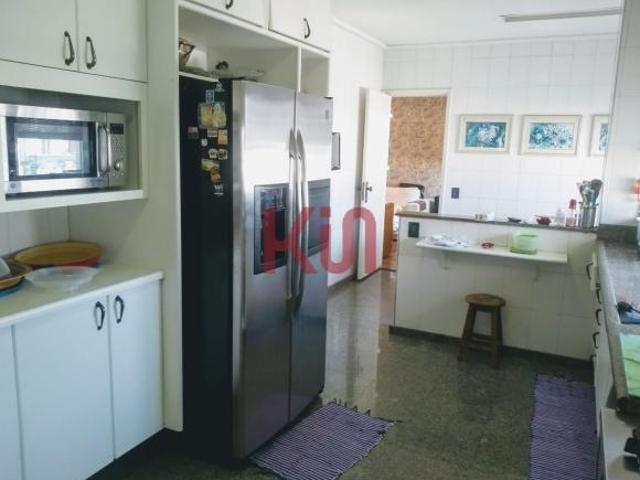 Imperdível apartamento de luxo na Vila Mariana: 4 quartos, 2 suítes, 2 salas, 5