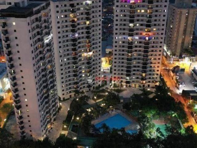 Apartamento de Luxo no Bosque Maia