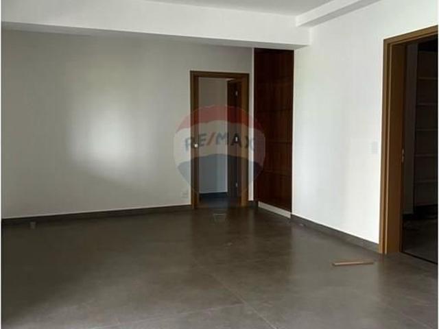 Apartamento de Luxo no Condomínio Stradivarius, Ribeirão Preto