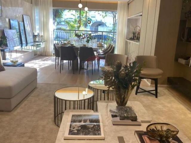 Apartamento de Luxo no Coração do Brooklin! com quadra de Squash