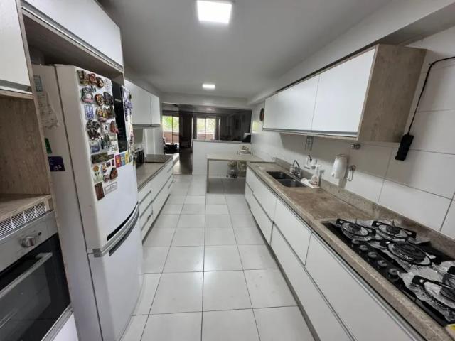 Apartamento de luxo no Paraíso do Morumbi: 4 quartos, 3 suítes, 4 banheiros, 3 vagas, 182 m² Venda