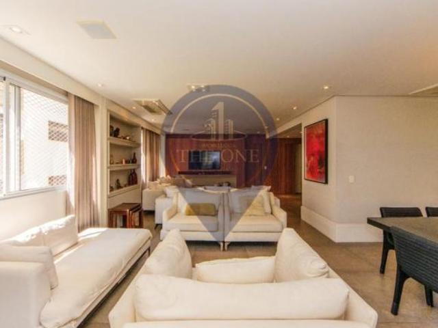 Apartamento de Luxo no Paraíso: 3 quartos, 3 suítes, 2 salas, 5 banheiros, 4 vagas de garagem, 220m²