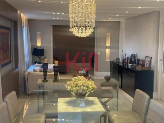 Apartamento de Luxo no Paraíso: 3 Quartos, 3 Suítes, 5 Banheiros, 3 Vagas de Gar