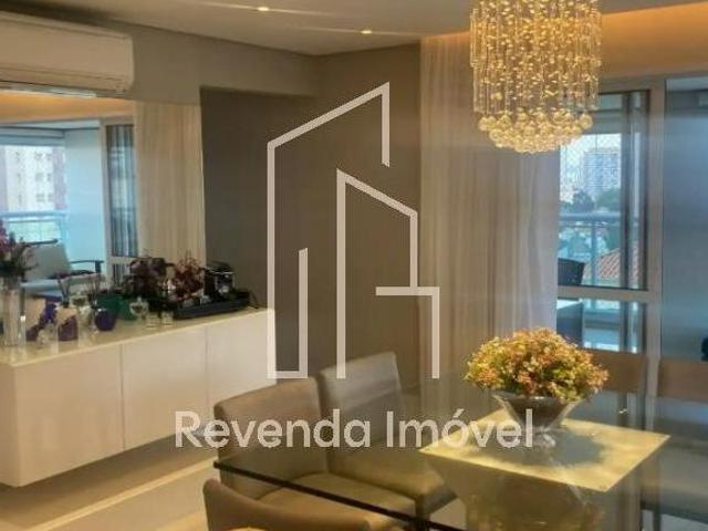 Apartamento de Luxo no Paraíso no Condomínio Topaz 4 Quartos, 4 Suítes, 5 Banhei