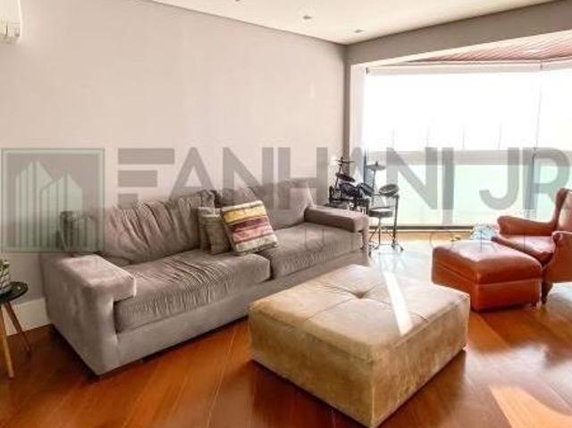 Apartamento de Luxo no Tatuapé: 3 quartos, 3 suítes, 3 salas, 4 banheiros, 3 vagas de garagem, 224m²