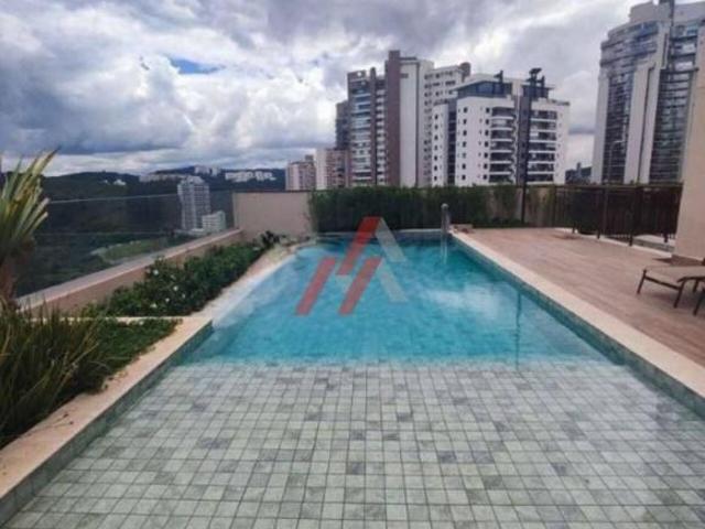 Apartamento de Luxo à Venda em Barueri SP 3 Quartos, 3 Suítes, 2 Salas Dezoito do Forte Empresaria