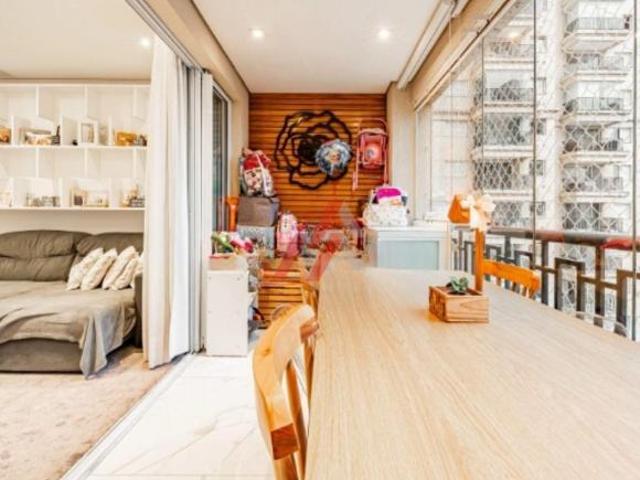 Apartamento de luxo à venda em Barueri SP no bairro Sítio Tamboré Alphaville! 3 quartos, 1 suíte, 2