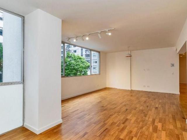 Apartamento de luxo à venda em São Paulo SP, Higienópolis: 4 quartos, 1 suíte, 4 banheiros, 1 vaga