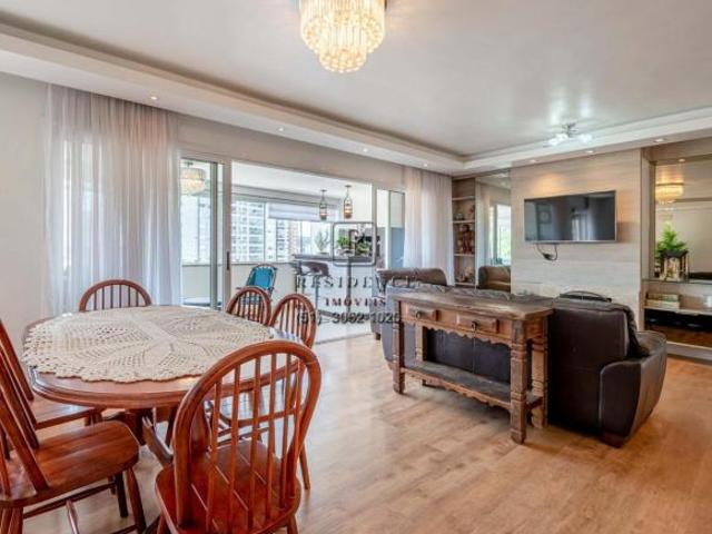 Apartamento de Luxo à Venda em Porto Alegre Jardim do Salso 3 Suítes, 2 Salas, 5 Banheiros 164m²