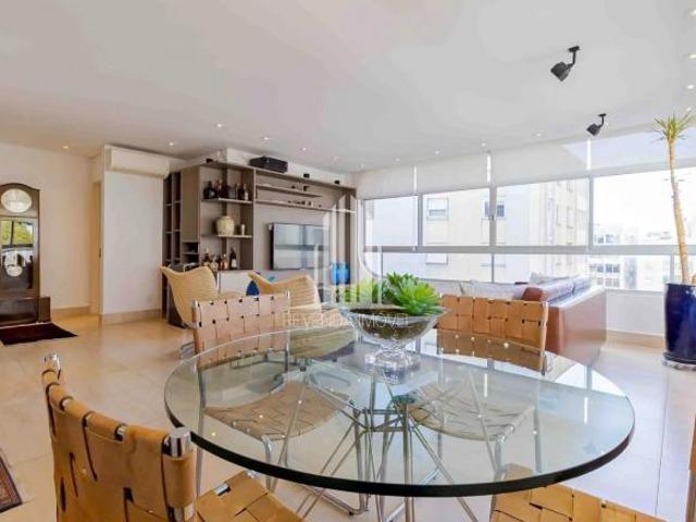 Apartamento de Luxo à Venda no Itaim Bibi, São Paulo SP: 3 Quartos, 3 Suítes, 2 Salas, 4 Banheiros