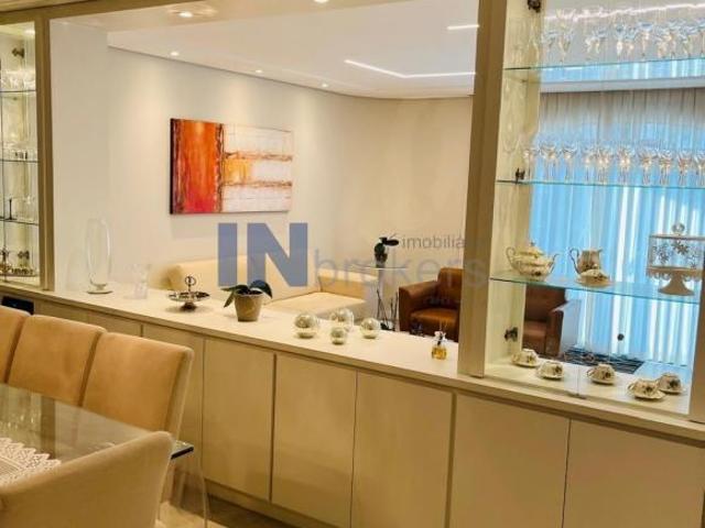 Apartamento de luxo à venda na Bela Vista, Jundiaí SP 4 quartos, 1 suíte master, 4 salas, 4 banhei