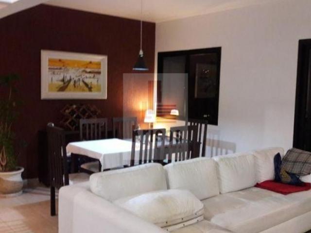 Apartamento de Luxo com 4 Dormitórios e Vista Panorâmica Oportunidade Única!