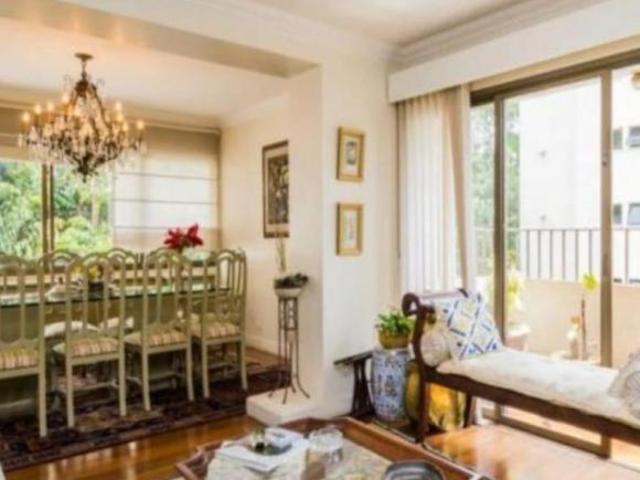 Apartamento de luxo com 4 quartos e 2 suítes na Vila Morumbi, São Paulo SP: 280m², 4 vagas de garage