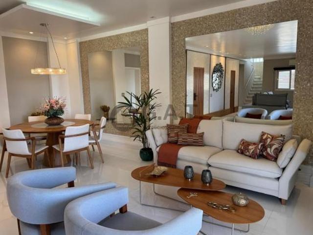 Apartamento de luxo com 4 suítes no Parque Campolim: 341m², 3 salas, 3 banheiros, 4 vagas Sorocaba