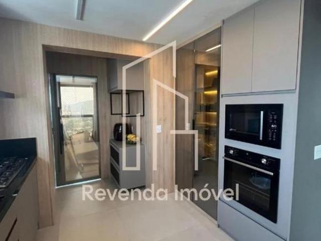 Apartamento de luxo com 3 suítes em Sítio Tamboré Alphaville, Barueri SP: 123m²