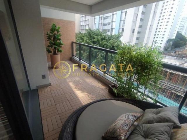 Apartamento de luxo com vista panorâmica com 128m2 no Jardim Paulista